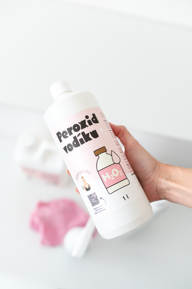 6 způsobů, jak využít peroxid vodíku na úklid | Úklid pro klid